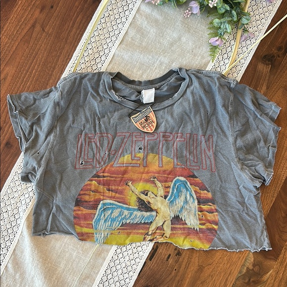 MadeWorn | Tops | Madeworn Vintage Led Zeppelin Graphic Cropped Tshirt ...